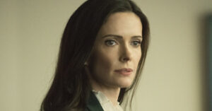 Superman And Lois Star Elizabeth Tulloch Shows Off New Lois Lane Look